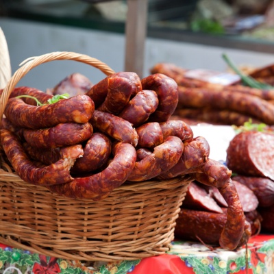 Λουκάνικο | Γιάννης Λουκάκος